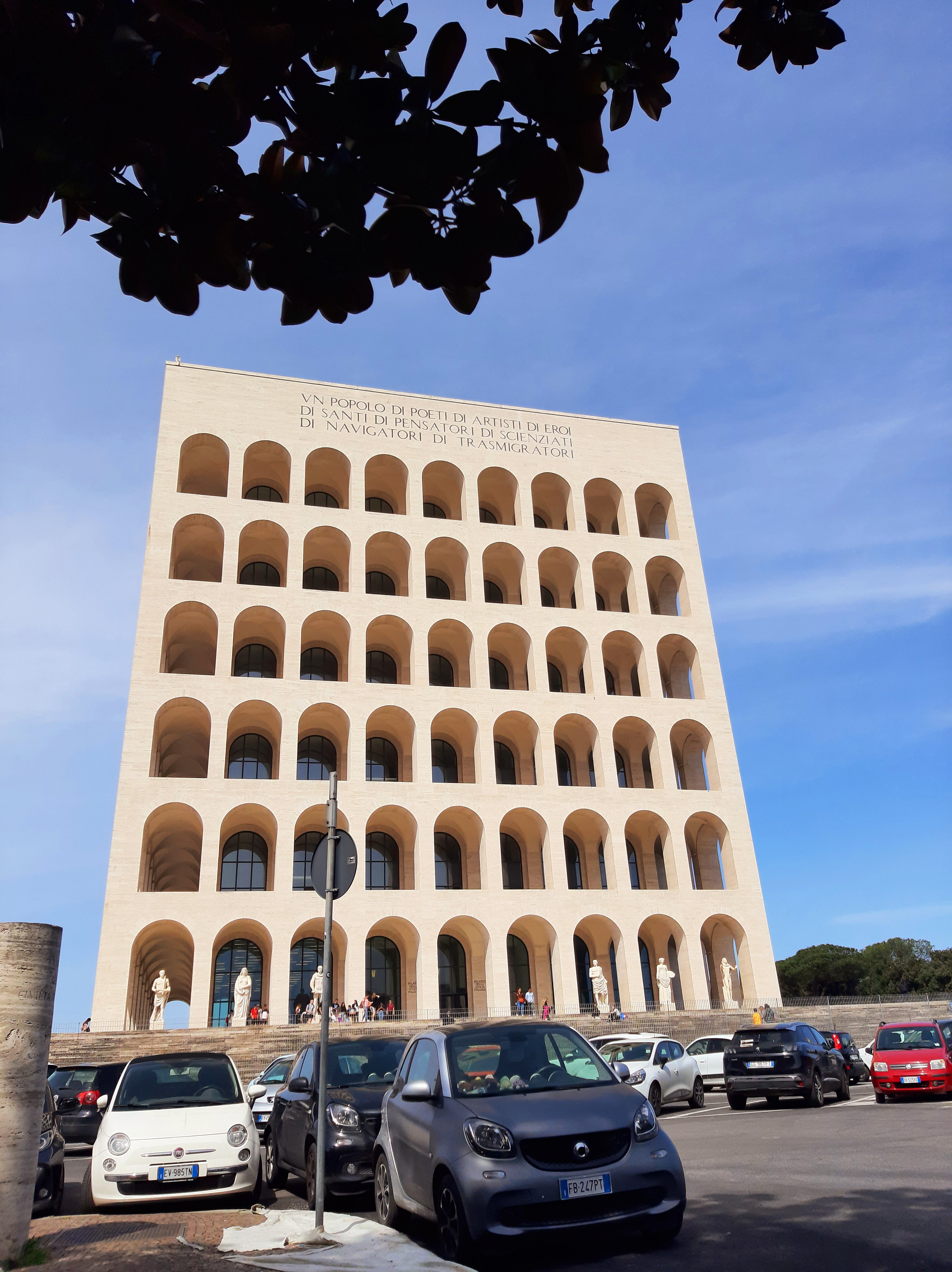 EUR and the Fascist Colosseum – Kinosthetica
